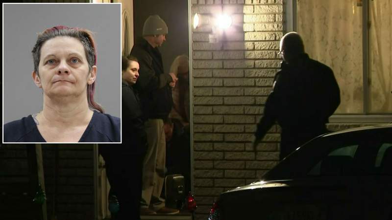 Roseville woman uses mom’s cellphone to make her appear alive for ...